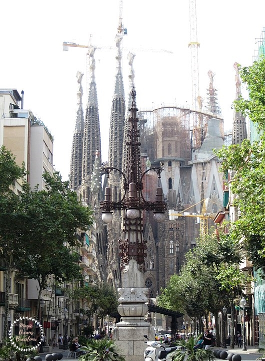 Apartamentos en avenida Gaudí - Magic Dreams Barcelona