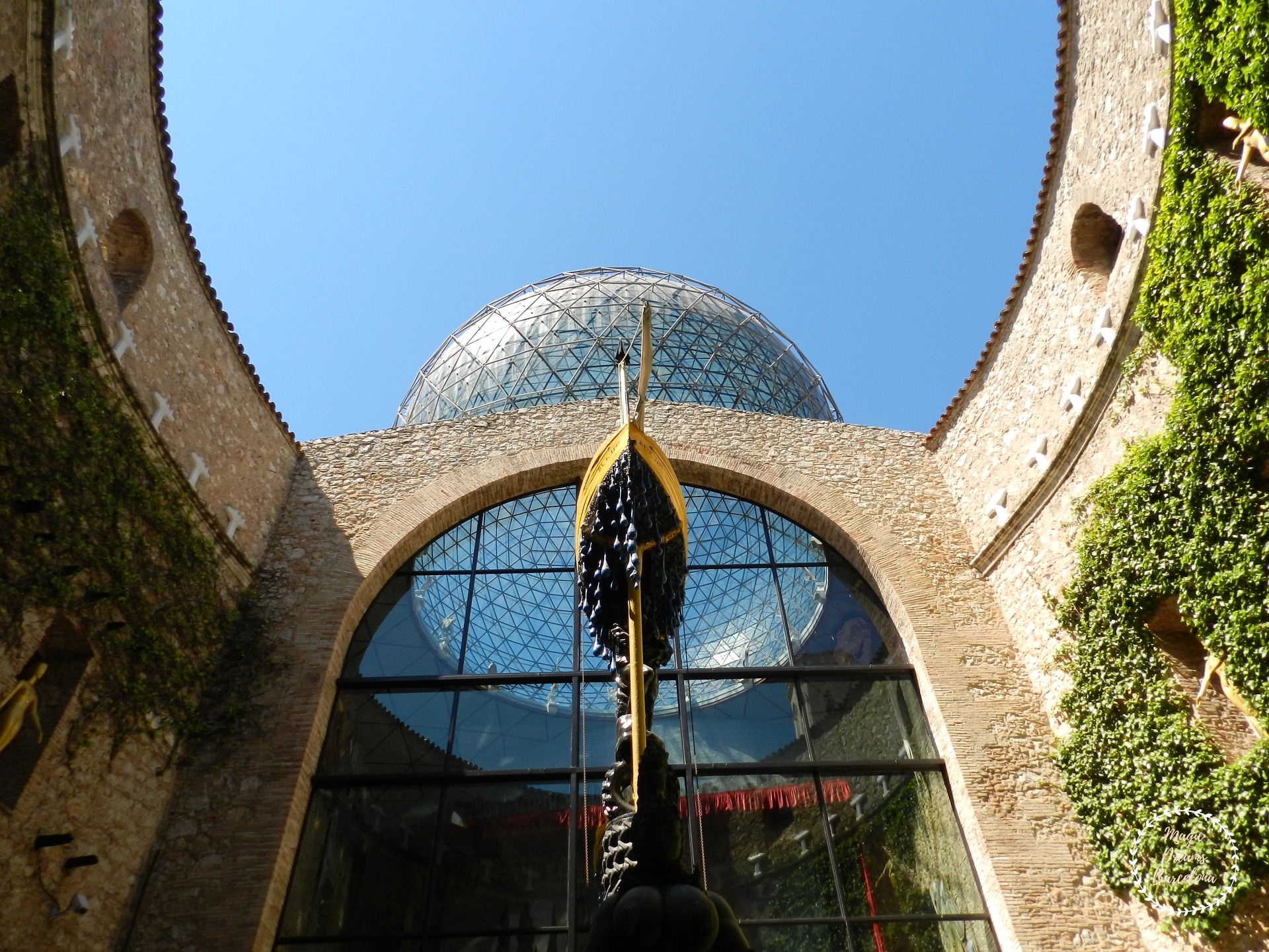 Teatro - Museo Dalí de Figueres. - Magic Dreams Barcelona
